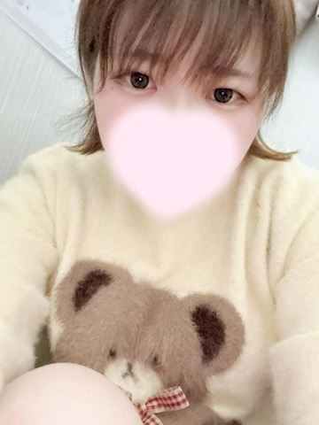 2025年12月07日 01:19 深夜1時のほのみ、ちょっと大胆になってます